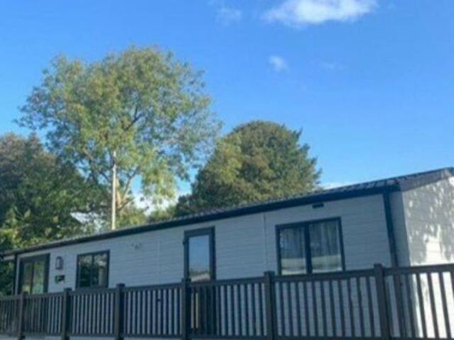 2 Bedroom Caravan For Sale In Wyreside, Out Rawcliffe