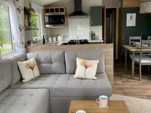 2 Bedroom Caravan For Sale In Wyreside, Out Rawcliffe