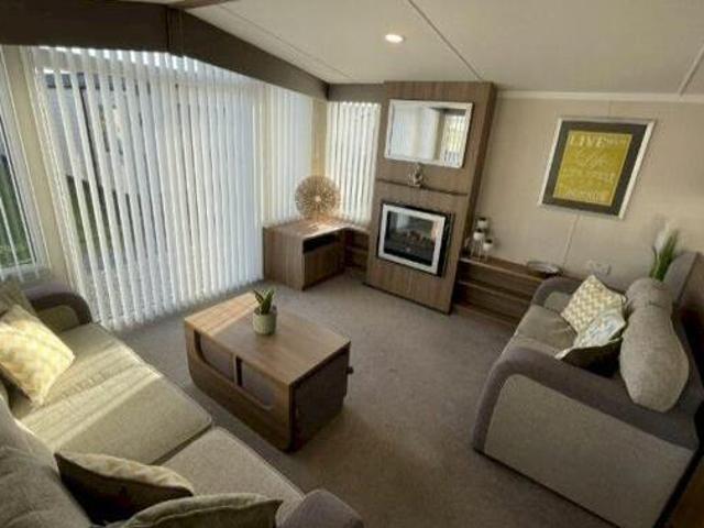 2 Bedroom Caravan For Sale In Amroth, Narberth