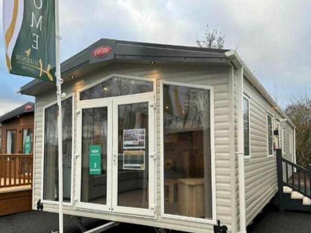 2 Bedroom Caravan For Sale In Banks, Southport
