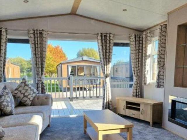 2 Bedroom Caravan For Sale In Banks, Southport