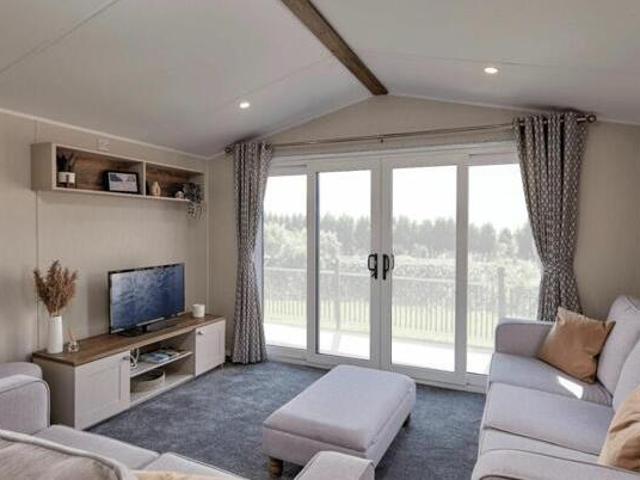 2 Bedroom Caravan For Sale In Builth Wells, Llangamarch Wells