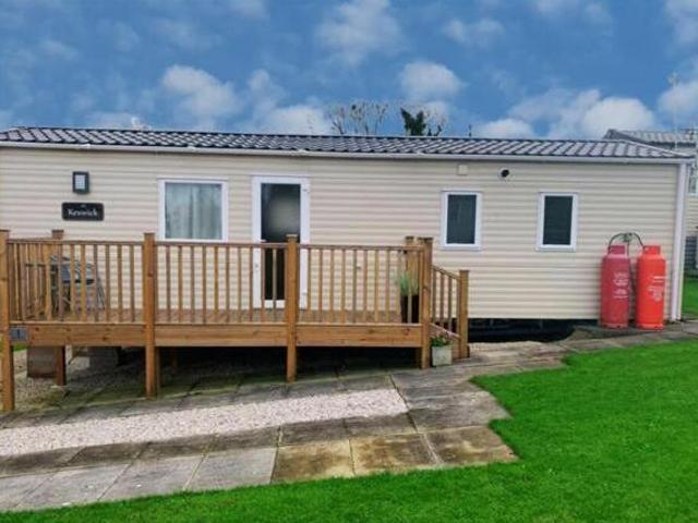 2 Bedroom Caravan For Sale In Cartford Lane, Little Eccleston