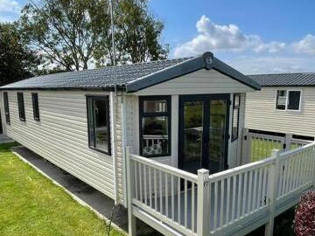 2 Bedroom Caravan For Sale In East Riding Of Yorkshire