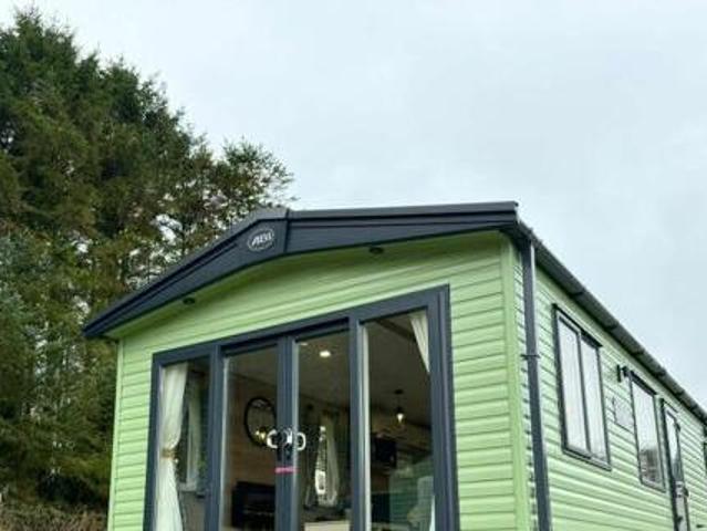 2 Bedroom Caravan For Sale In Lancashire