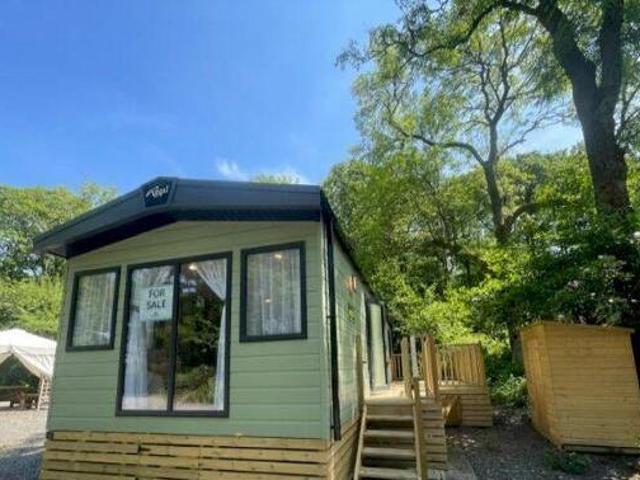 2 Bedroom Caravan For Sale In Lake Road, Windermere