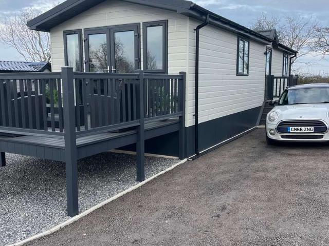 2 Bedroom Caravan Mobile Home