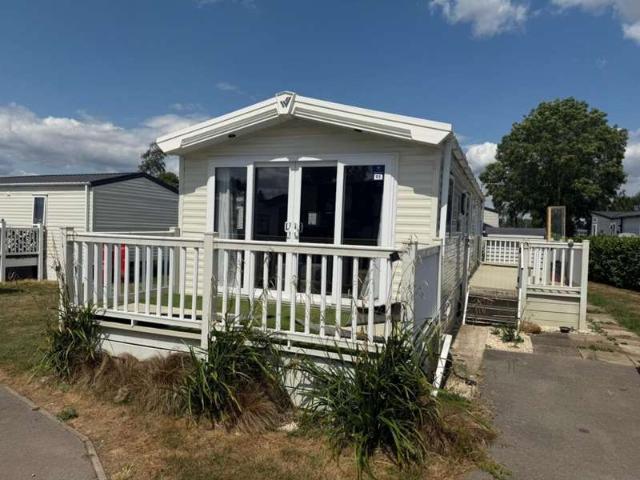 2 Bedroom Caravan Mobile Home