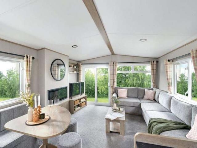 2 Bedroom Caravan Mobile Home