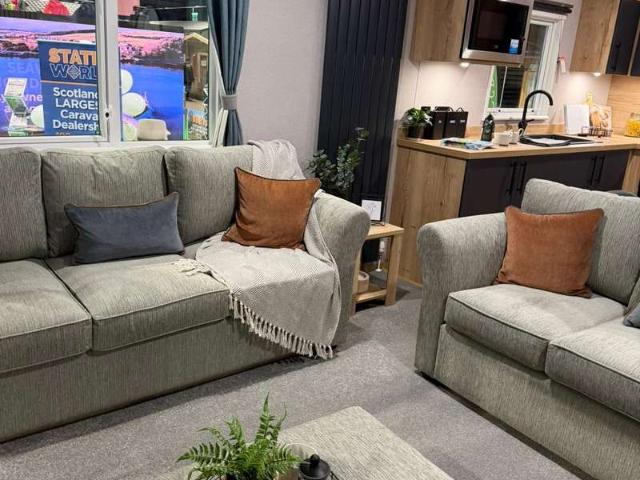 2 Bedroom Caravan Mobile Home