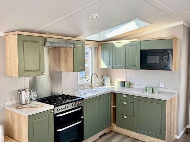 2 Bedroom Caravan Mobile Home