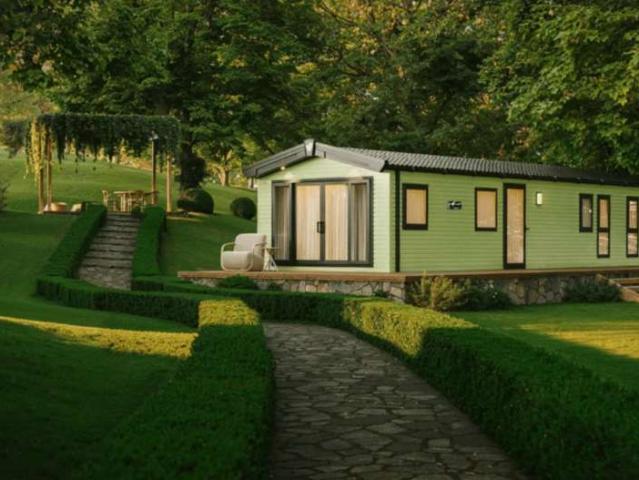 2 Bedroom Caravan Mobile Home