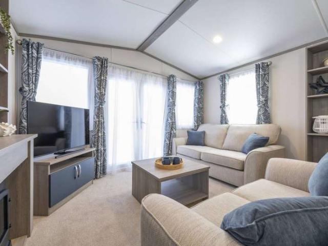 2 Bedroom Caravan Mobile Home
