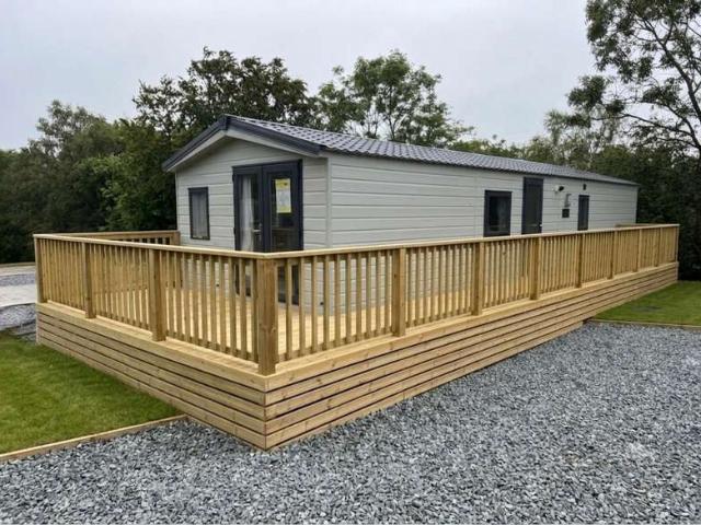 2 Bedroom Caravan Mobile Home