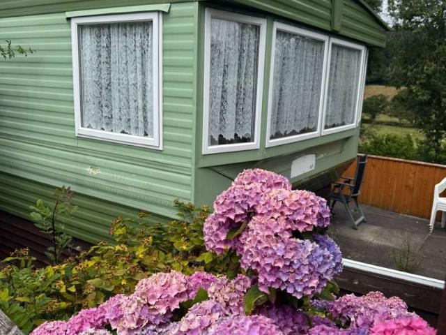 2 Bedroom Caravan Mobile Home