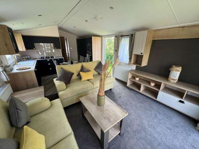 2 Bedroom Caravan Mobile Home