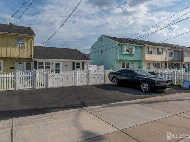2 bedroom, Carteret NJ 07008 105157770