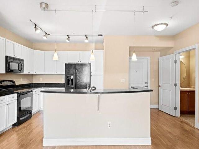2 bedroom, Centennial CO 80112 90560285