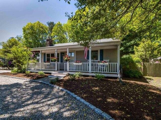 2 bedroom, Centerville MA 02632 102960270
