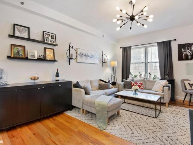 2 bedroom, Central Harlem NY 98818305