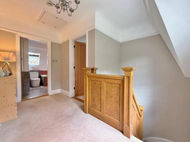 2 bedroom detached house for sale in London Road, Cosham, PO6