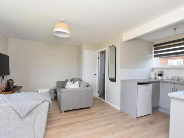 2 bedroom chalet for sale in The Parade, Greatstone, TN28