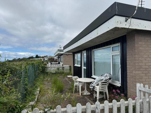 2 bedroom chalet for sale
