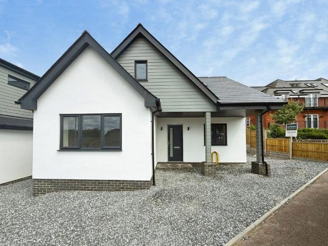 2 bedroom chalet for sale