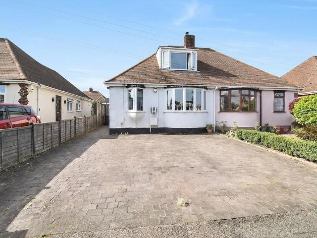 2 bedroom chalet for sale