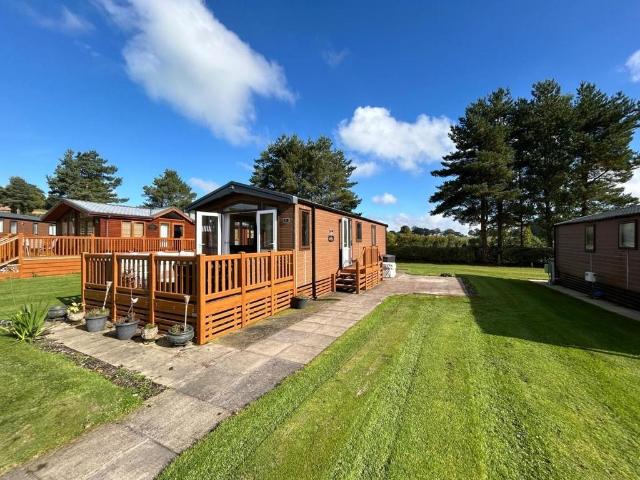 2 bedroom chalet for sale