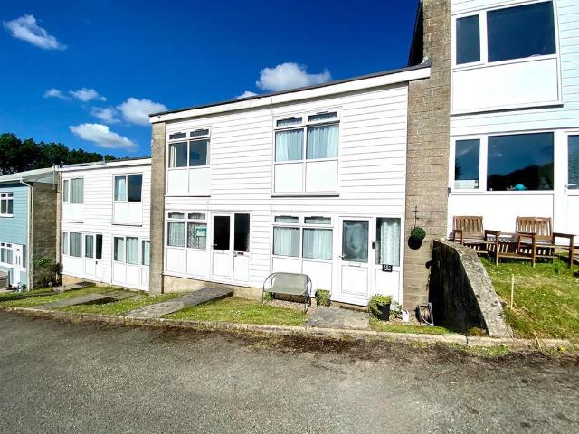 2 bedroom chalet for sale