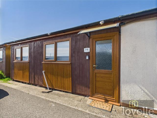 2 bedroom chalet for sale