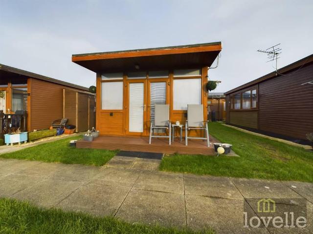 2 bedroom chalet for sale
