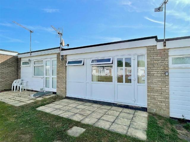 2 bedroom chalet for sale