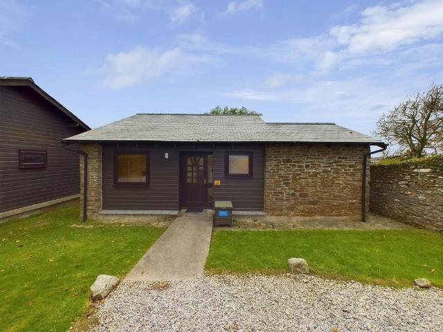 2 bedroom chalet for sale