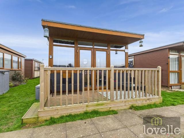 2 bedroom chalet for sale