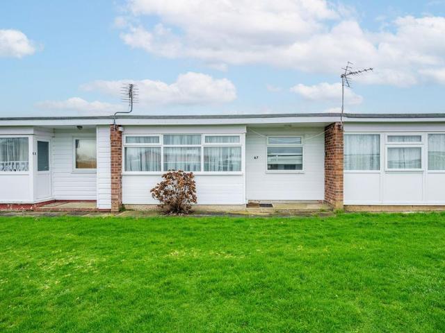2 bedroom chalet for sale
