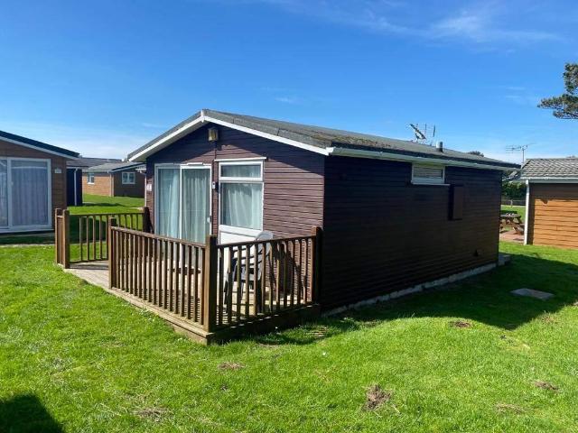 2 bedroom chalet for sale