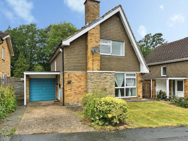2 bedroom chalet for sale