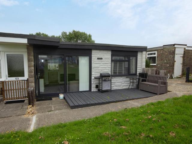 2 bedroom chalet for sale