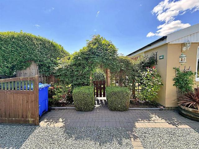 2 bedroom chalet for sale