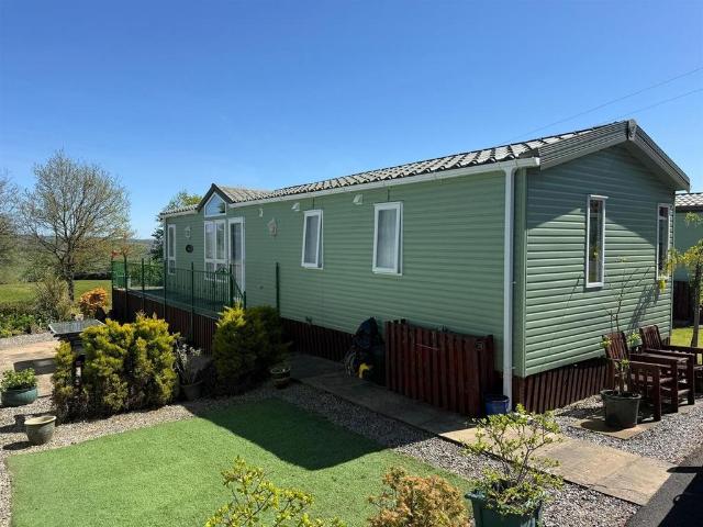 2 bedroom chalet for sale