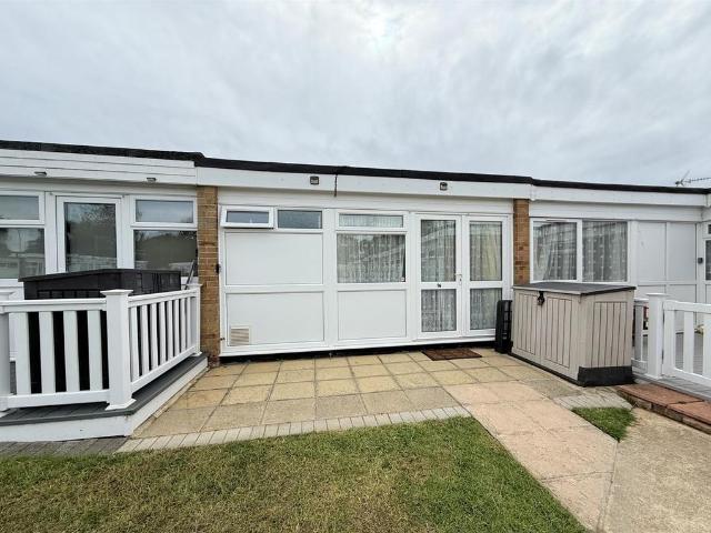 2 bedroom chalet for sale