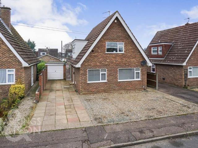 2 bedroom chalet for sale