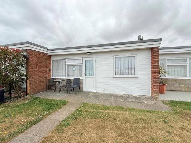 2 bedroom chalet for sale