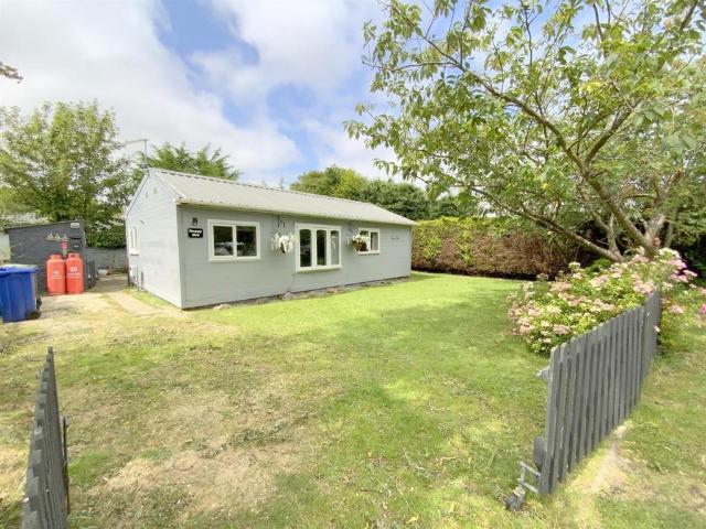 2 bedroom chalet for sale