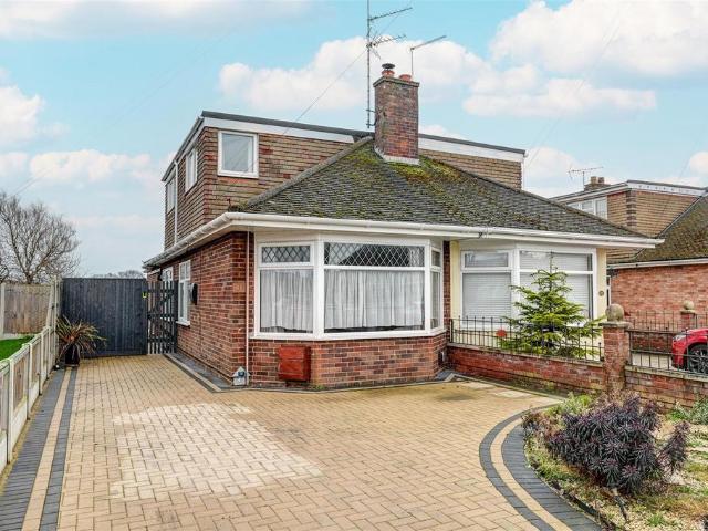 2 bedroom chalet for sale