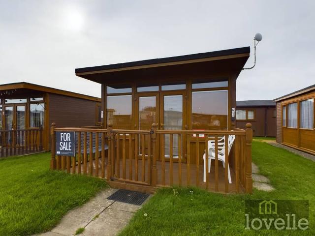 2 bedroom chalet for sale