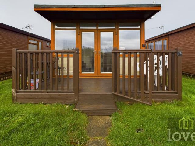 2 bedroom chalet for sale