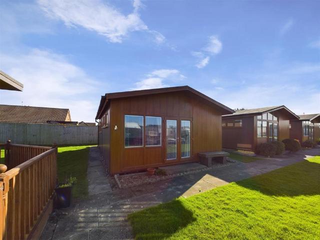 2 bedroom chalet for sale